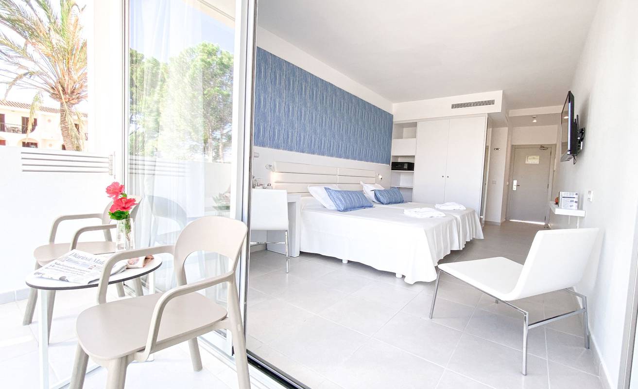 Rooms | Reverence Life Hotel in Santa Ponsa, Official Website