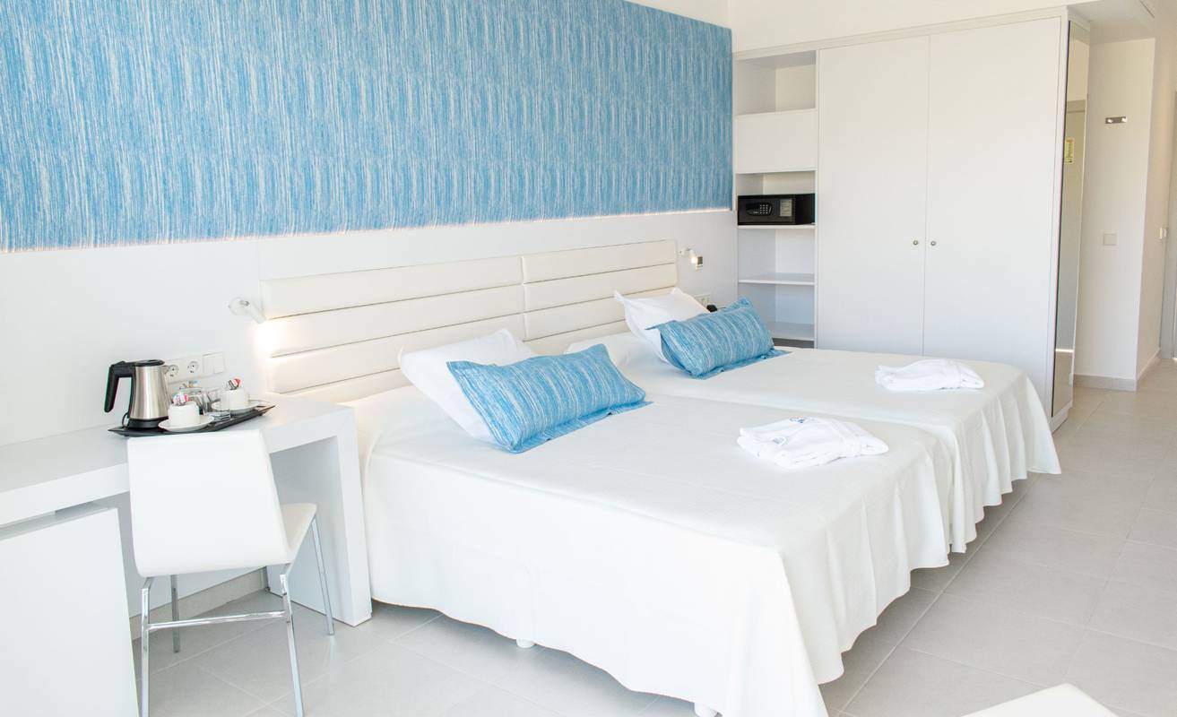 Rooms | Reverence Life Hotel in Santa Ponsa, Official Website