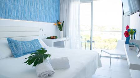 COMFORT ROOM WITH WINDOW | Reverence Life Hotel in Santa Ponsa ...