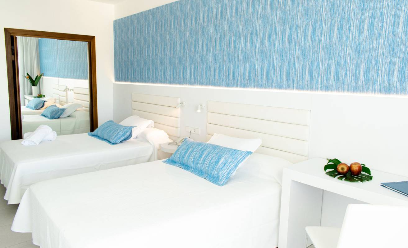 Rooms | Reverence Life Hotel in Santa Ponsa, Official Website
