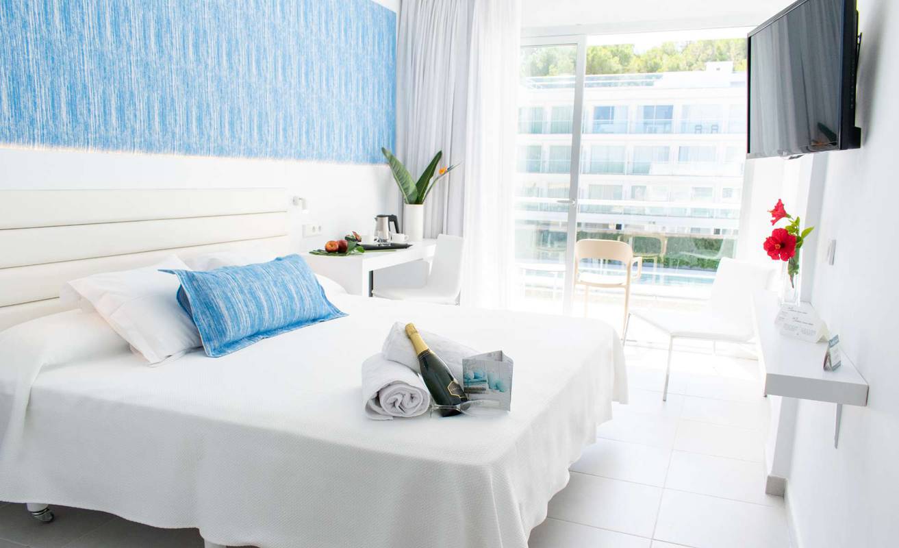 Rooms | Reverence Life Hotel in Santa Ponsa, Official Website