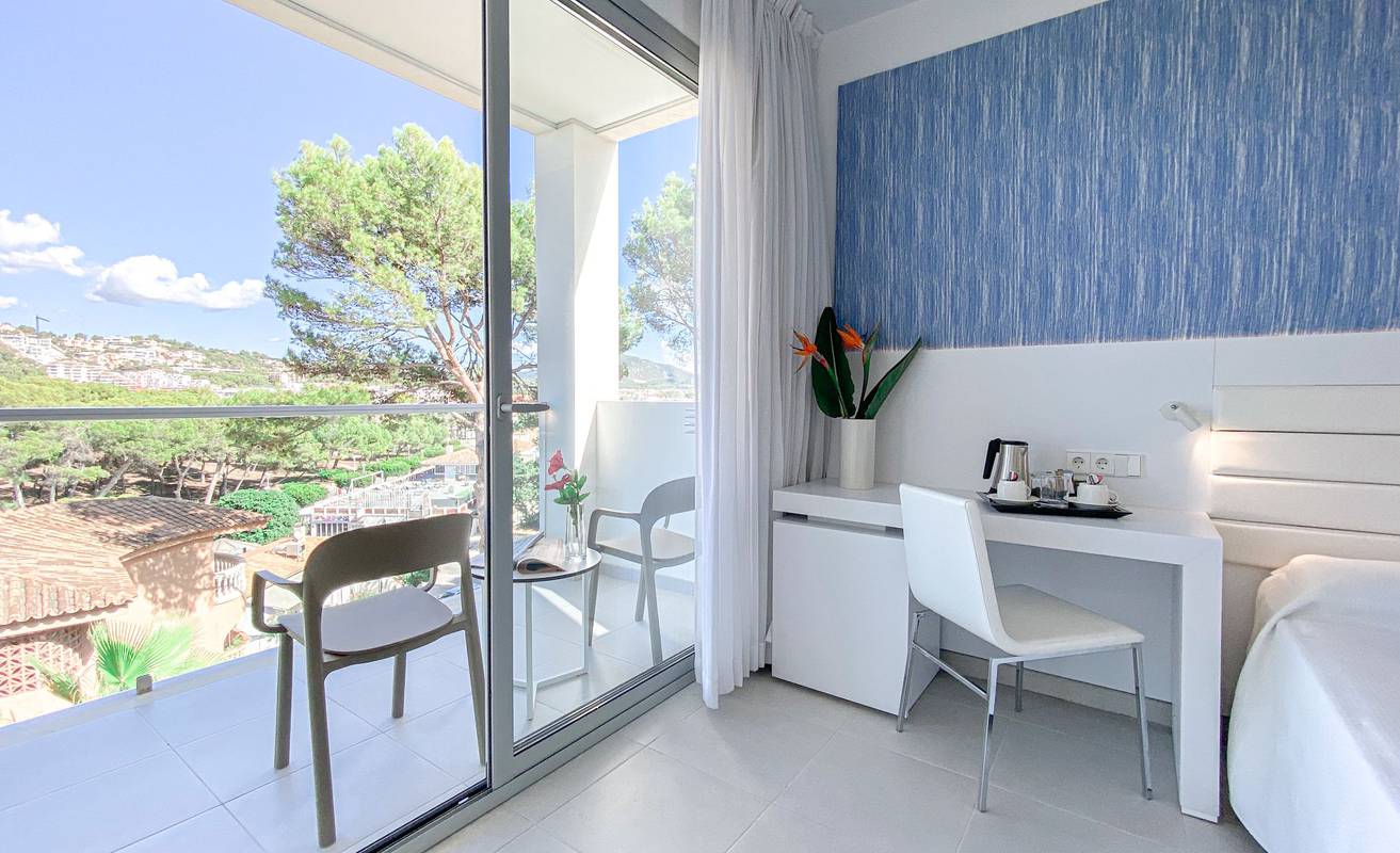 Rooms | Reverence Life Hotel in Santa Ponsa, Official Website