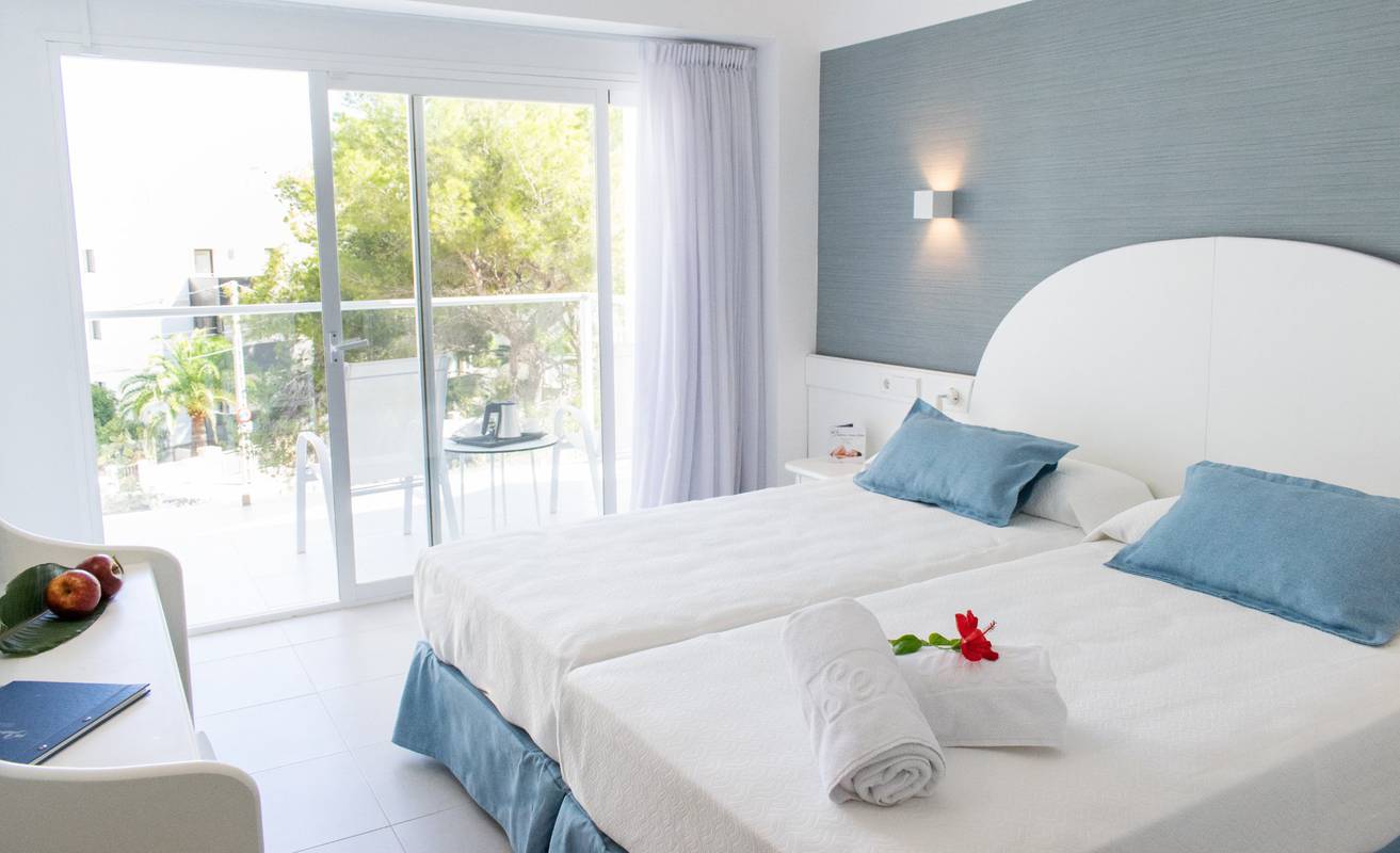 Rooms | Reverence Life Hotel in Santa Ponsa, Official Website