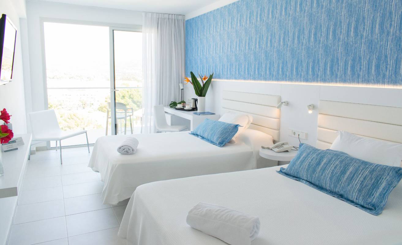 Rooms | Reverence Life Hotel in Santa Ponsa, Official Website